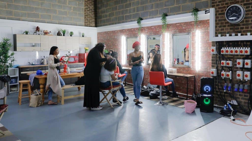 Infinity Cove Studio, Green Screen Studio, Black Out Studio, Drive in ...