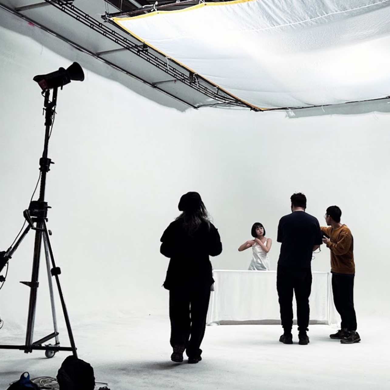 How much does it cost to hire a photography studio for the day in london?